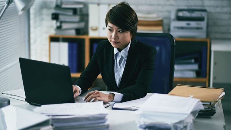 Reasons Why Legal Training Can Access Lucrative Careers